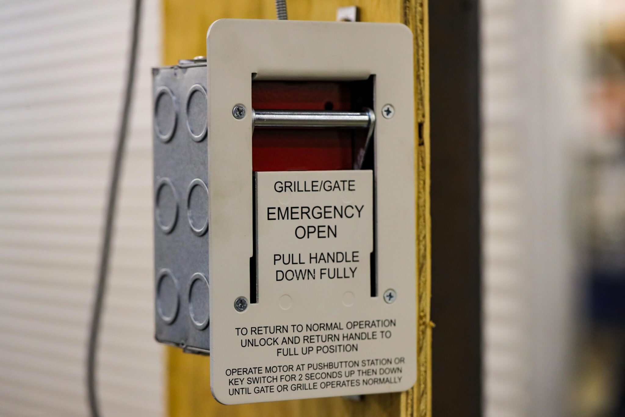 AL8 Commercial Rolling Security Shutters | QMi Security Innovations