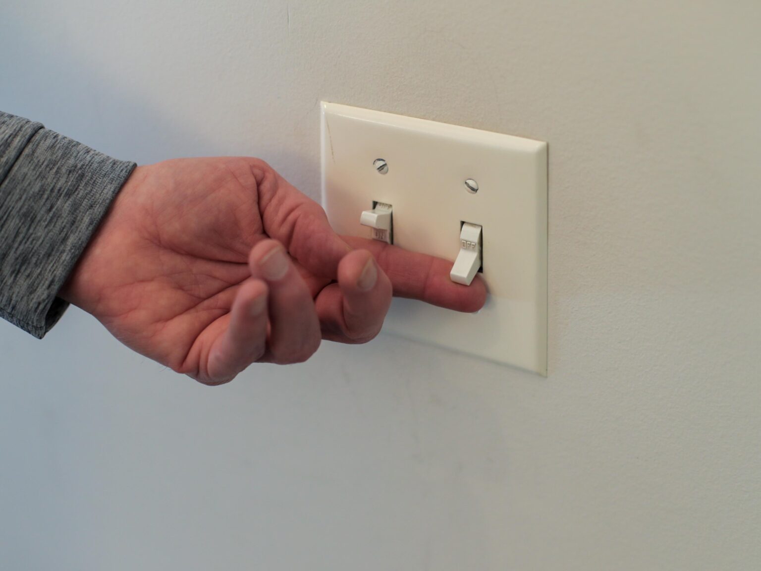 LX6 Clear Shutters | QMi Security Innovations